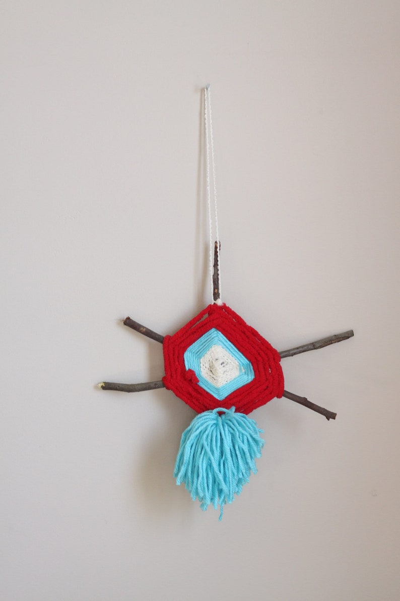The Princess Hand Made God's Eye Weaving Red White Blue Tassel Wall ...
