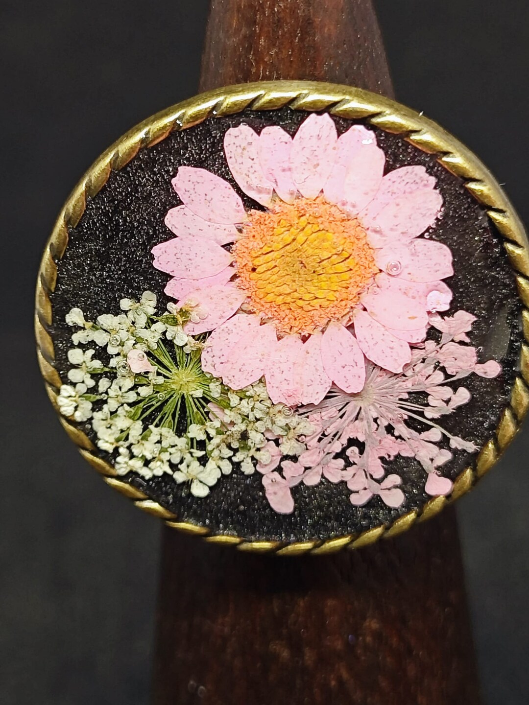 Bronze Color Ring With Opening and Natural Dried Flowers, Creative ...