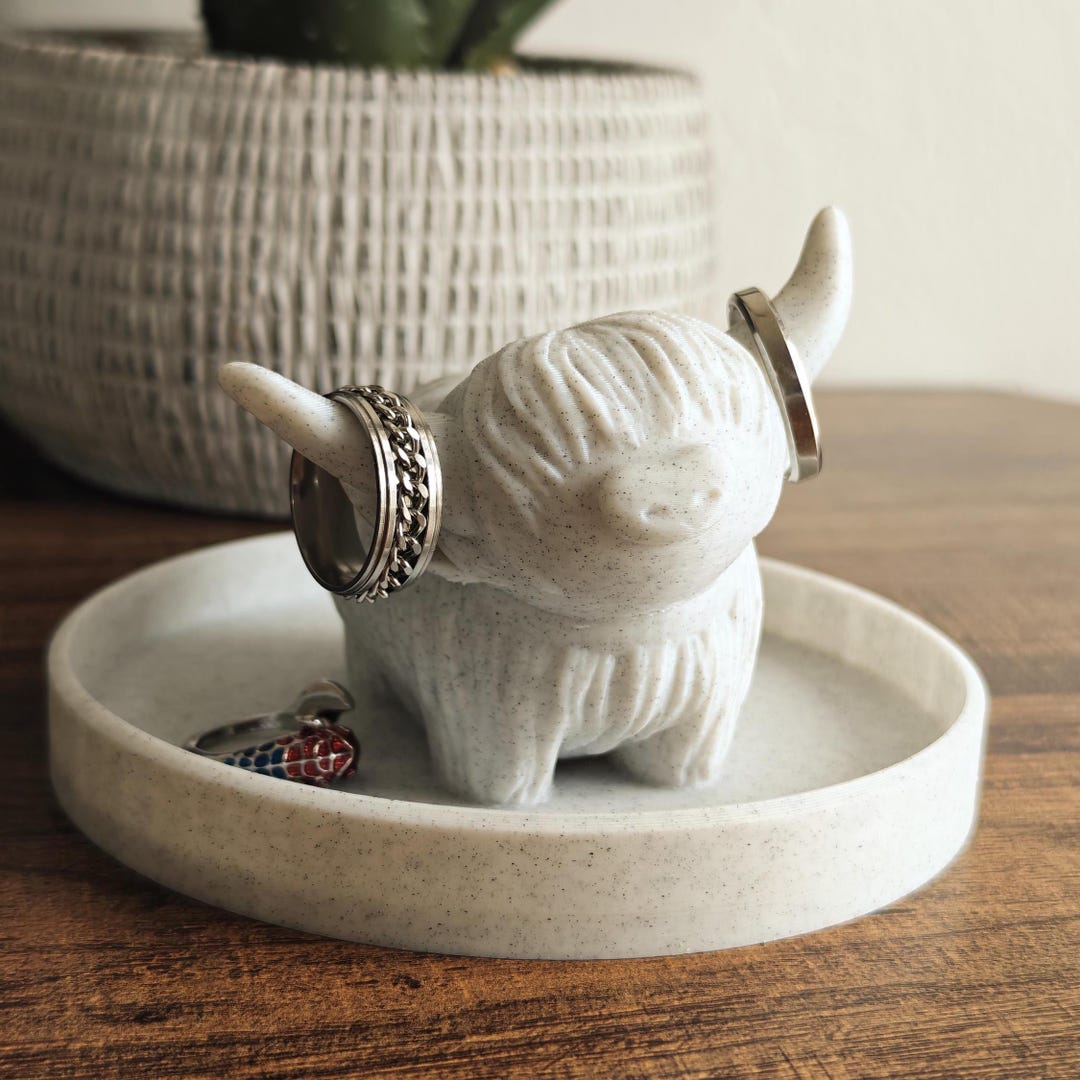 Large Highland Cow Ring Holder With Circular Dish | Jewelry Tray ...
