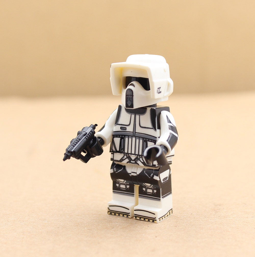 Fan-made Custom Figure Scout Trooper Stormtrooper Pretending Building ...