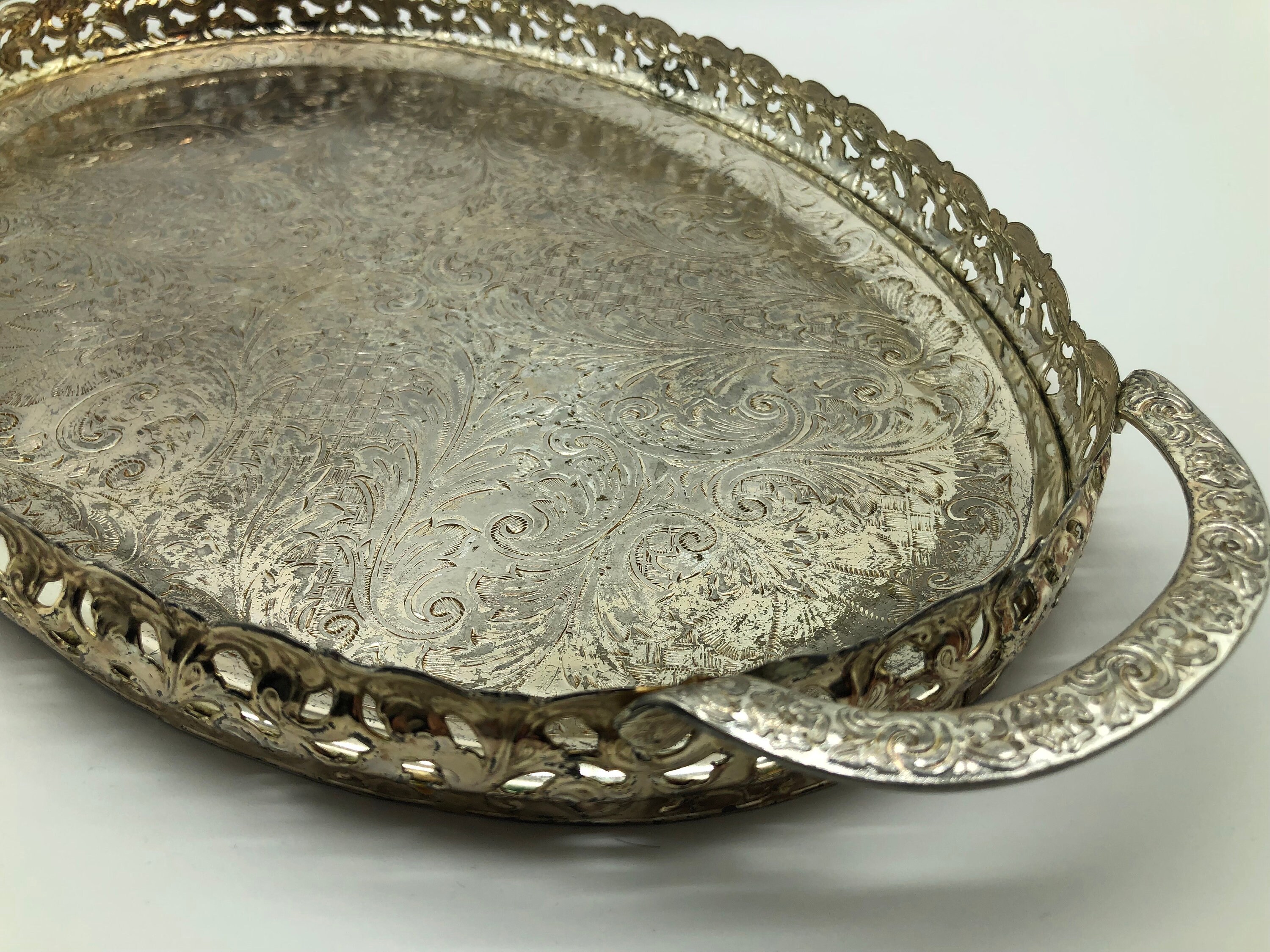 Traditional English Tray. Vintage Silver Plated Engraved Tray With ...