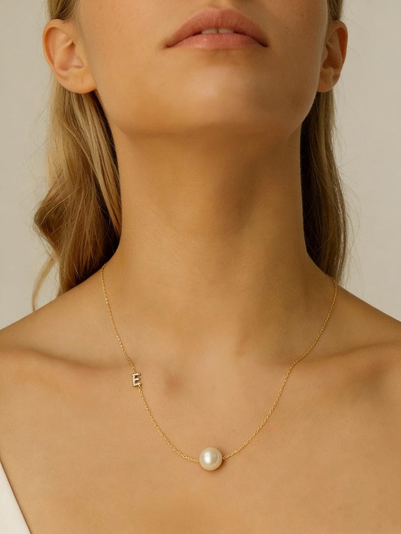 Personalized 18K Gold Diamond Initial Necklace, Asymmetric Side Letter ...