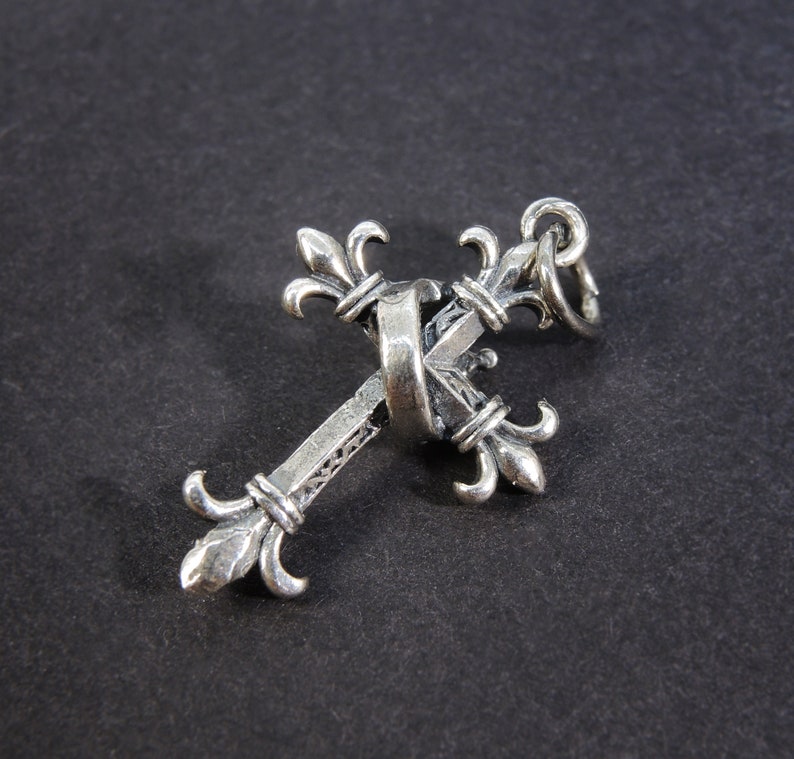 King Crown Cross Pendant, King of Kings Cross Charm, Fleury Cross ...