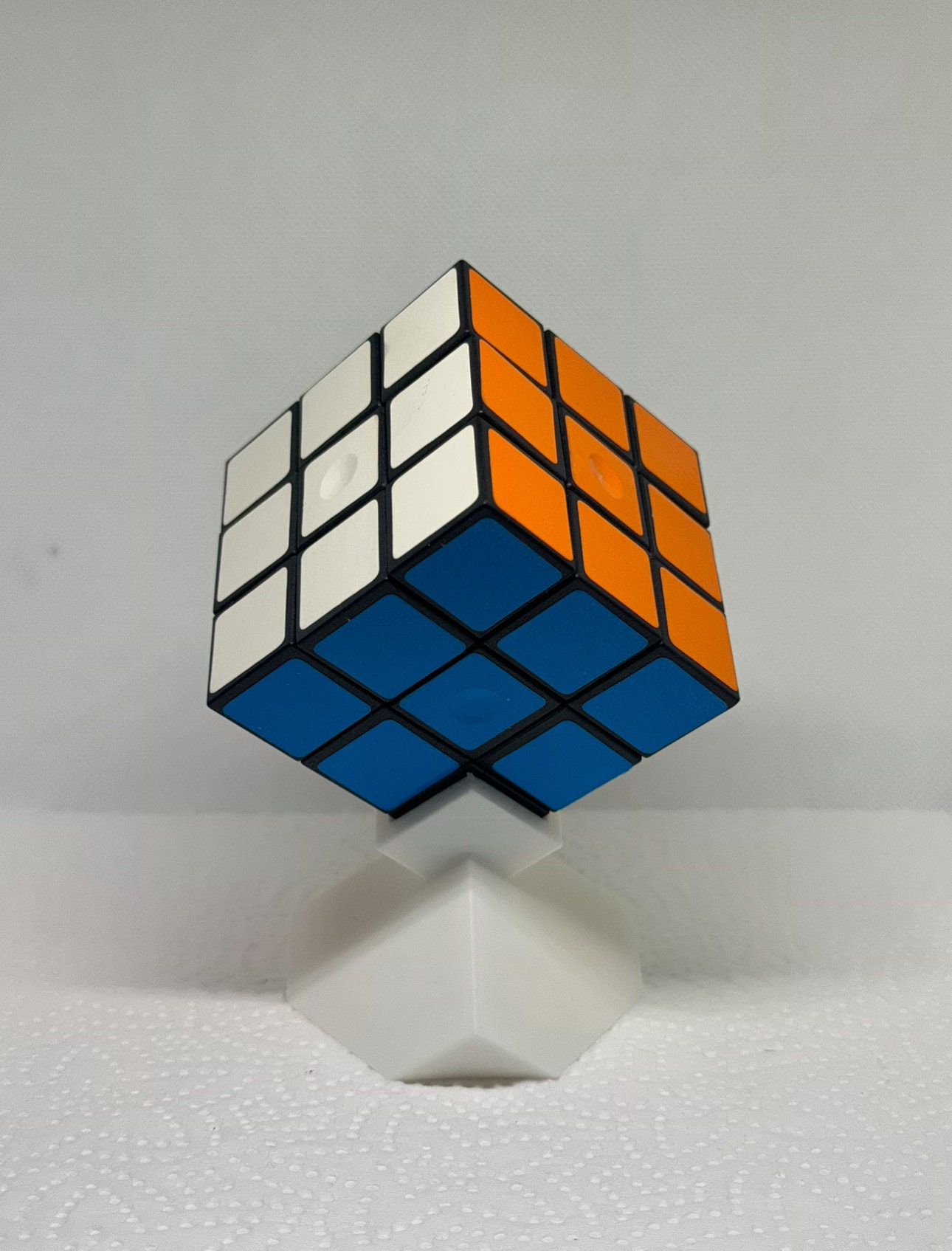 Magic Cube Stand - Rubiks Cube Holder - Rubiks - Cube - Gift - Birthday ...