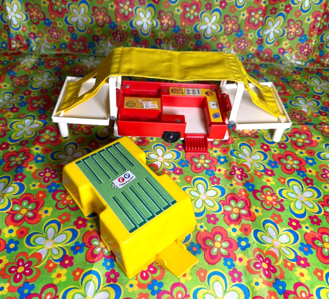 Vintage Fisher Price Little People Play Family 992 Pop up Camper ...