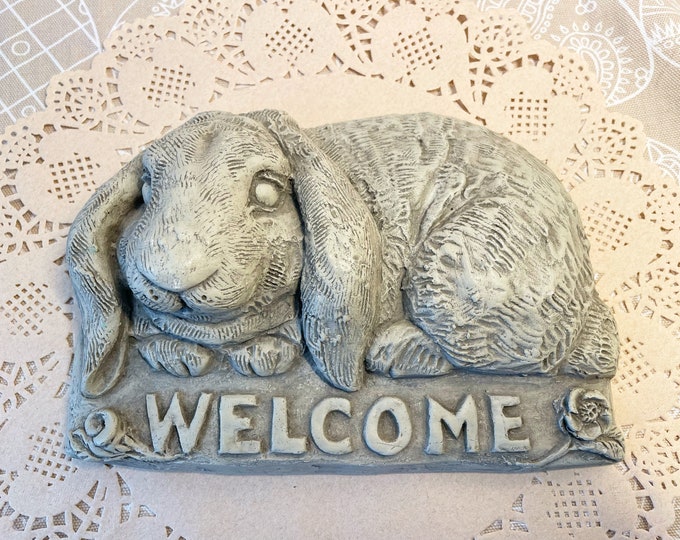 Vintage Telle M. Stein Welcome Rabbit Plaque the Stone Bunny Welcome ...