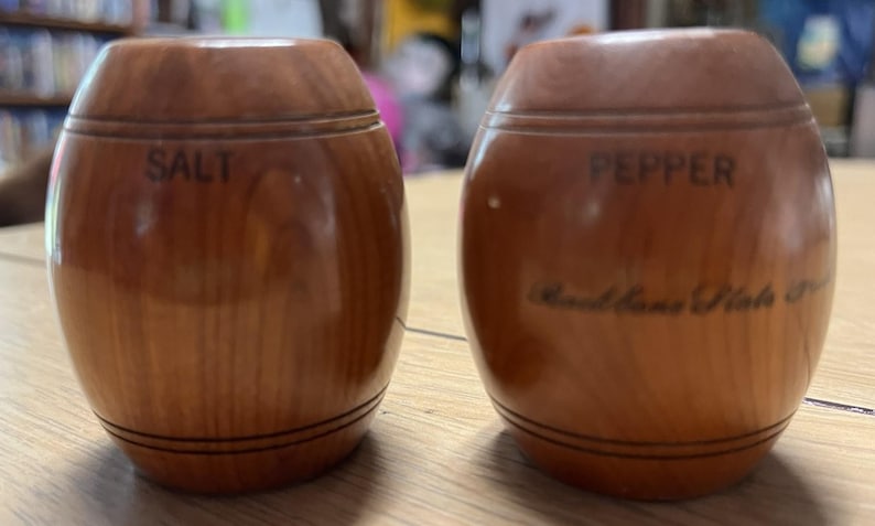 Vintage Wooden Barrel-shaped Salt & Pepper Shaker Set - Etsy