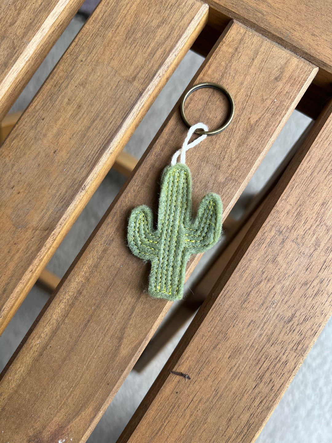 Felt Cactus Saguaro Light Green Plant Keychain - Etsy