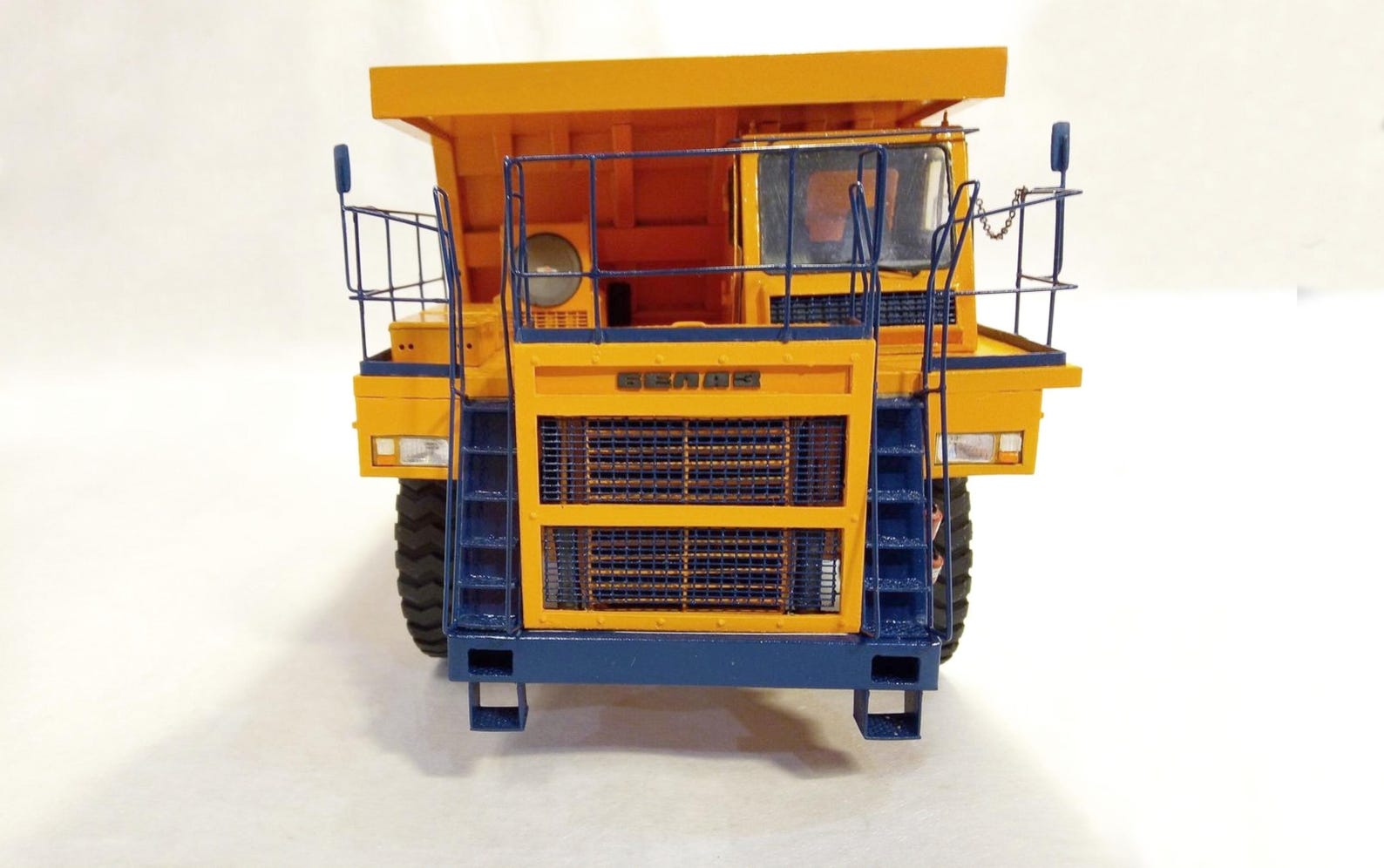 Papercraft Kit Dump Truck Heavy Duty Haul 3d Paper Model Crafting Kit ...