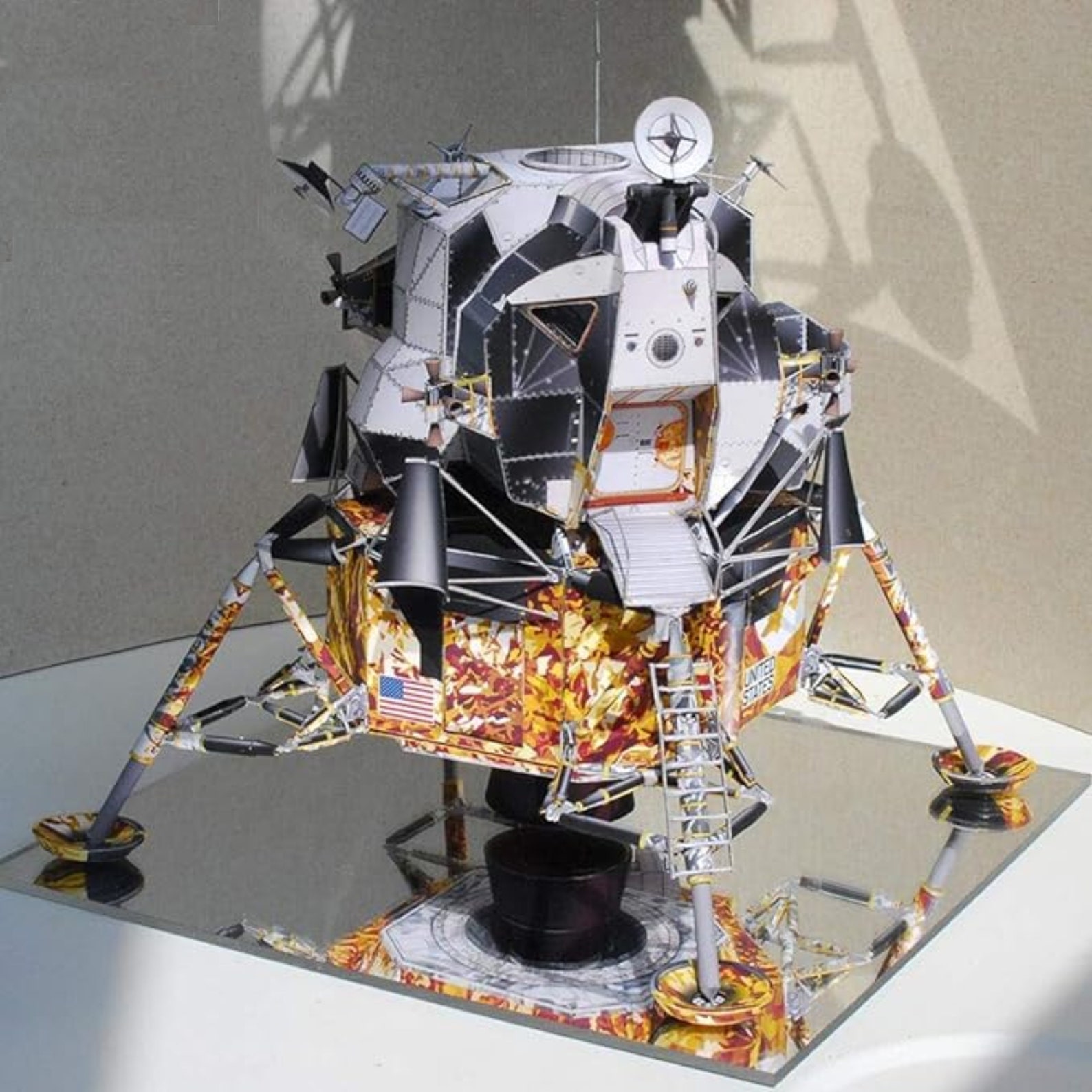 Papercraft Kit Apollo Moon Lander 3d Paper Model Crafting PDF Plans DIY ...