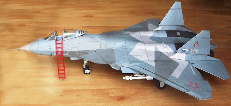 Kit PaperCraft Modèle 3D en papier d'avion Felon Su-57, plans PDF à ...