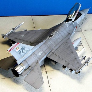 Papercraft Kit F-16 Viper Jet Fighting Falcon Airplane 3d Paper Model ...