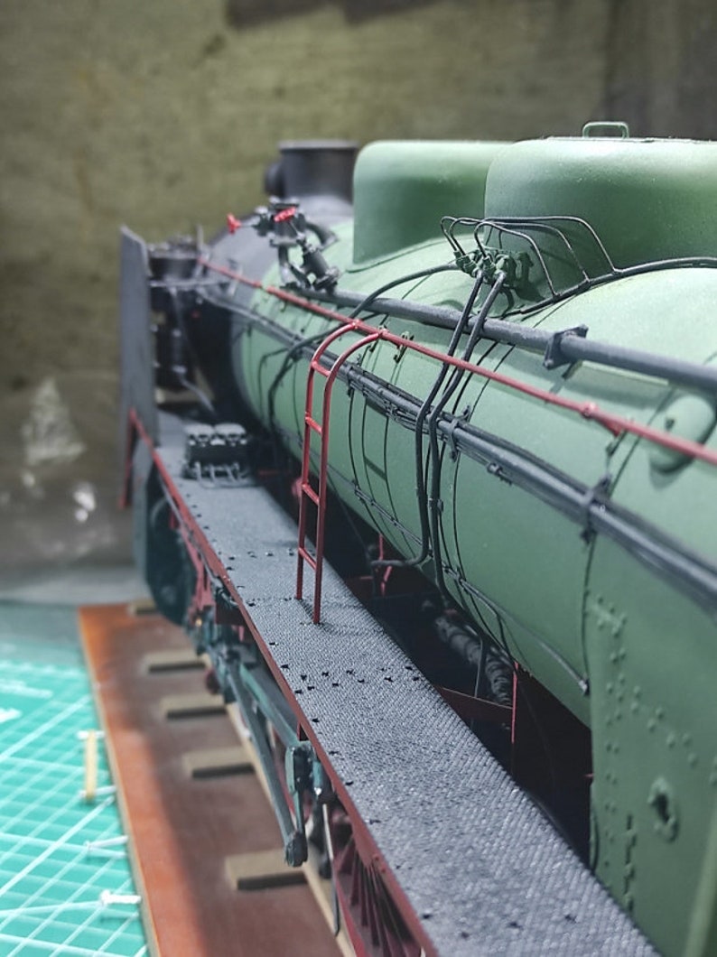 Papercraft Kit Locomotive 3d Paper Model Crafting Kit PDF Plans to ...