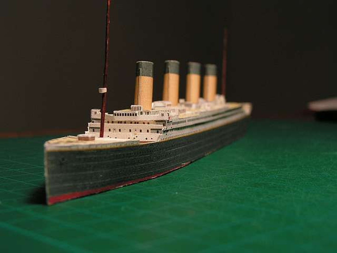 Titanic Ship, PDF File, Tiny Papercraft Paper Color Model for Print ...