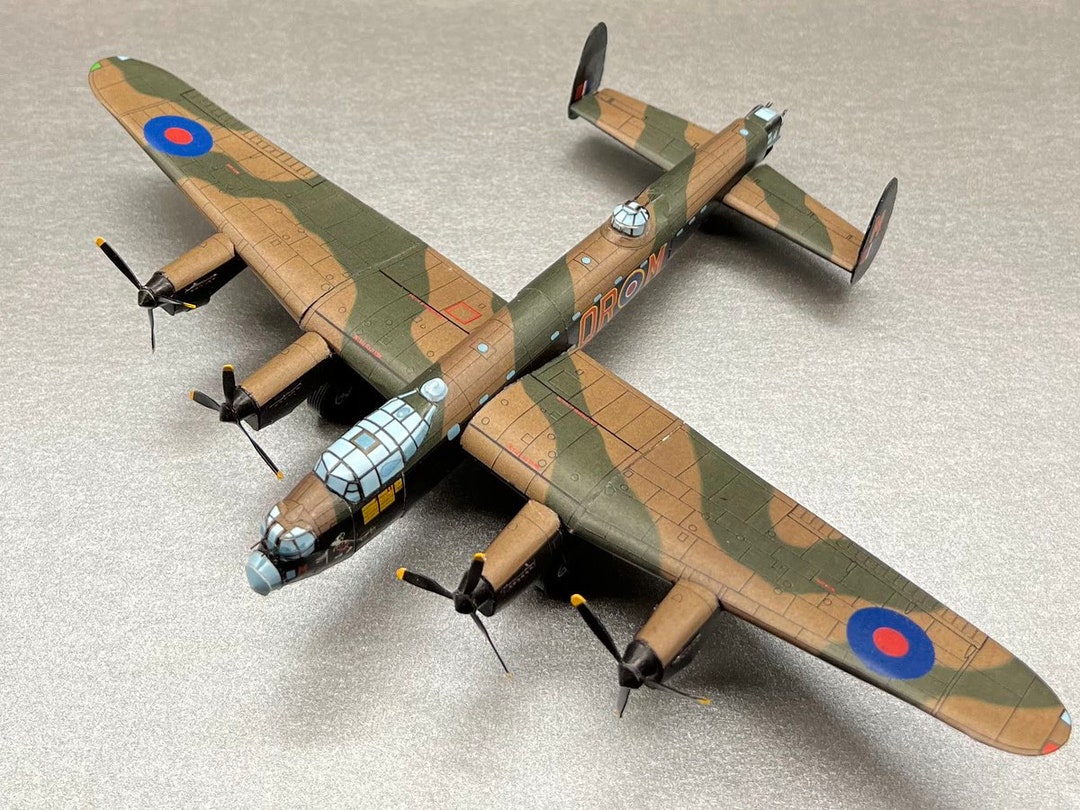 Lancaster Airplane Papercraft Card Model, PDF to Download, With ...