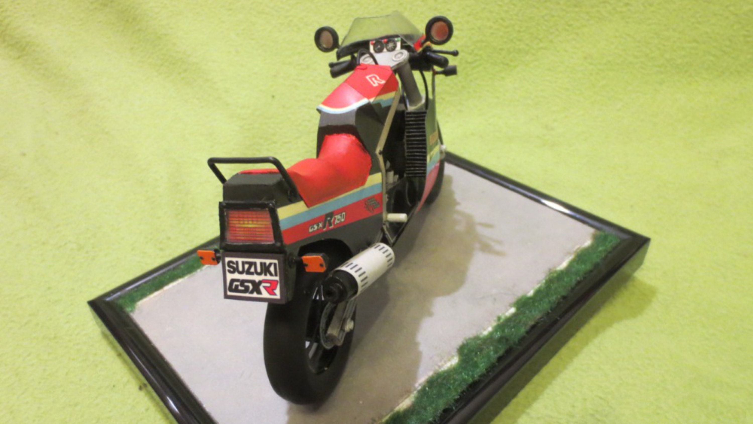 Papercraft Kit Suzuki R750 Motorcycle 3d Paper Model Crafting Kit PDF ...