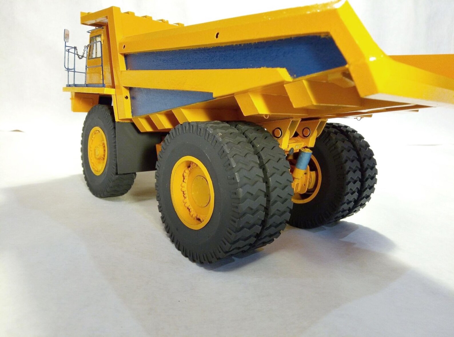 Papercraft Kit Dump Truck Heavy Duty Haul 3d Paper Model Crafting Kit ...
