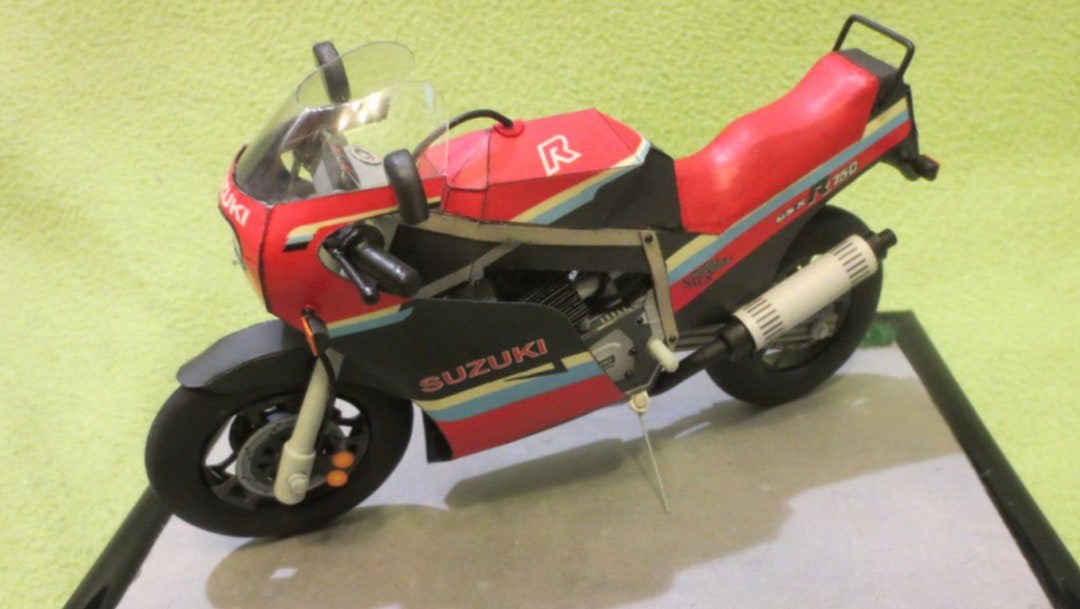 Papercraft Kit Suzuki R750 Motorcycle 3d Paper Model Crafting Kit PDF ...