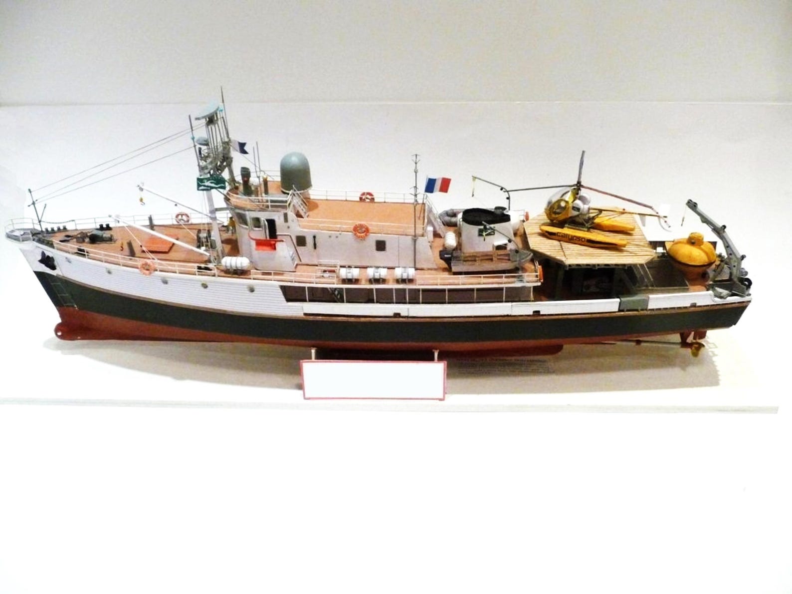Papercraft Kit Calypso British Royal Navy Research Vessel 3d Paper ...