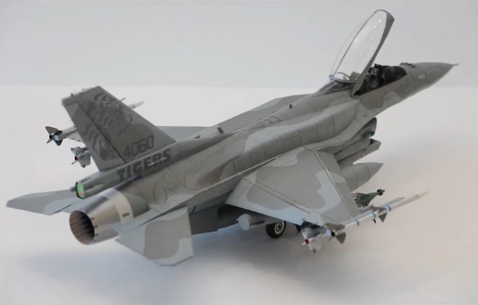 Papercraft Kit F-16C Block 52+ Tigers Airplane 3d Paper Model Crafting ...