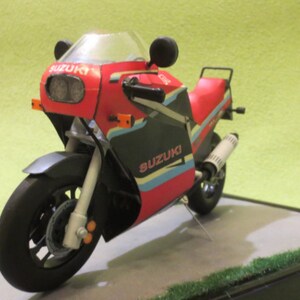 Papercraft Kit Suzuki R750 Motorcycle 3d Paper Model Crafting Kit PDF ...