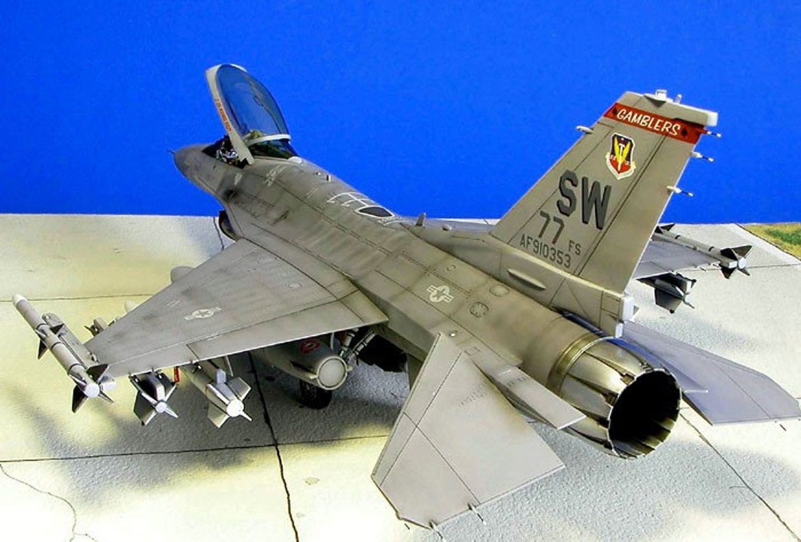 Papercraft Kit F-16 Viper Jet Fighting Falcon Airplane 3d Paper Model ...