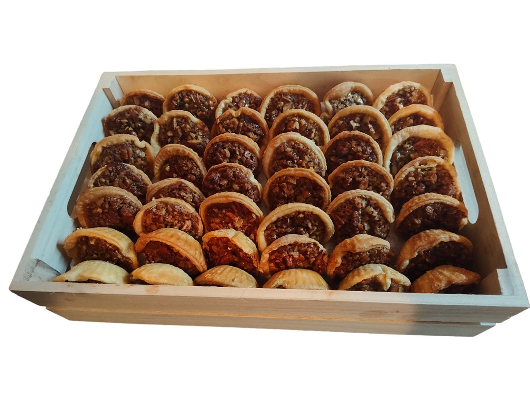 Medium Mini Pie Platter - Etsy