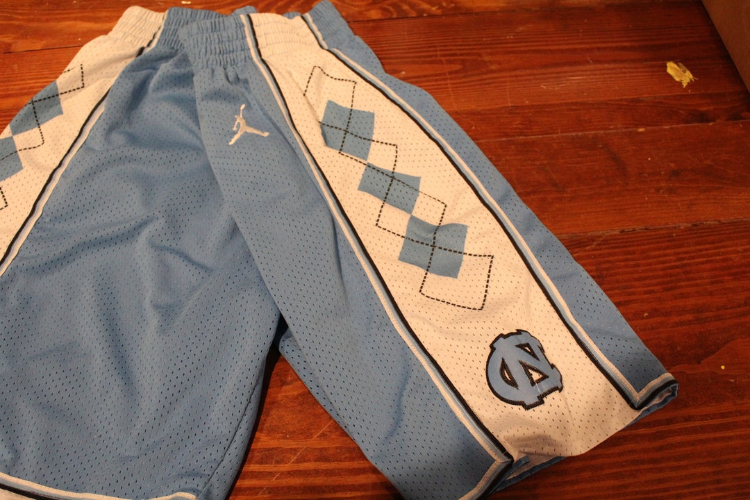 Vintage Nike Air Jordan NCAA North Carolina UNC Tar Heels Shorts - XL ...