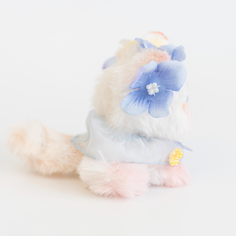 Handmade Pipe Cleaner Flower Angel Cat Plush – Collectible Figurine - Etsy