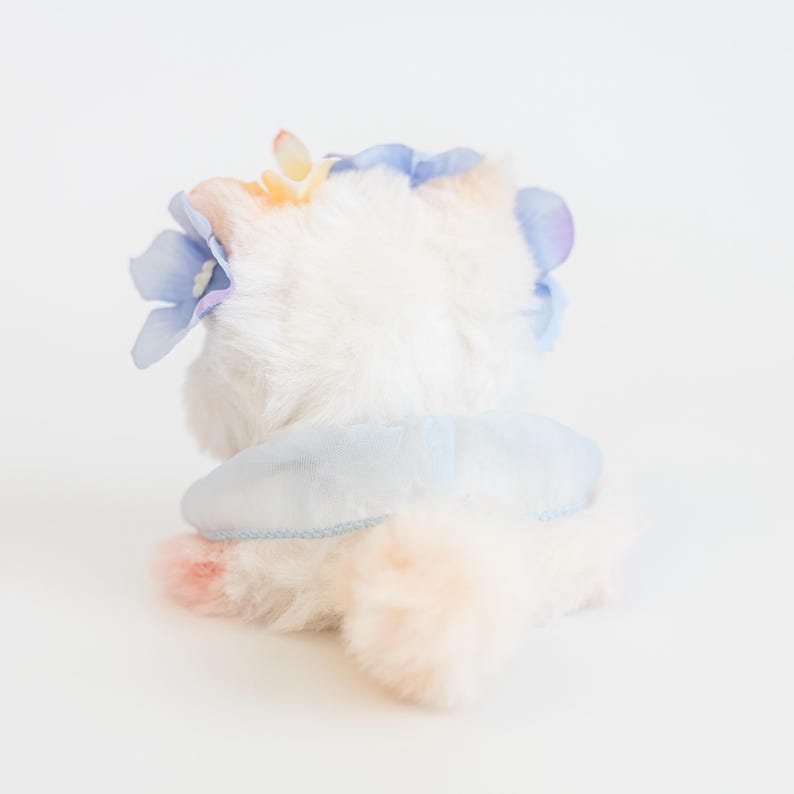 Handmade Pipe Cleaner Flower Angel Cat Plush – Collectible Figurine - Etsy
