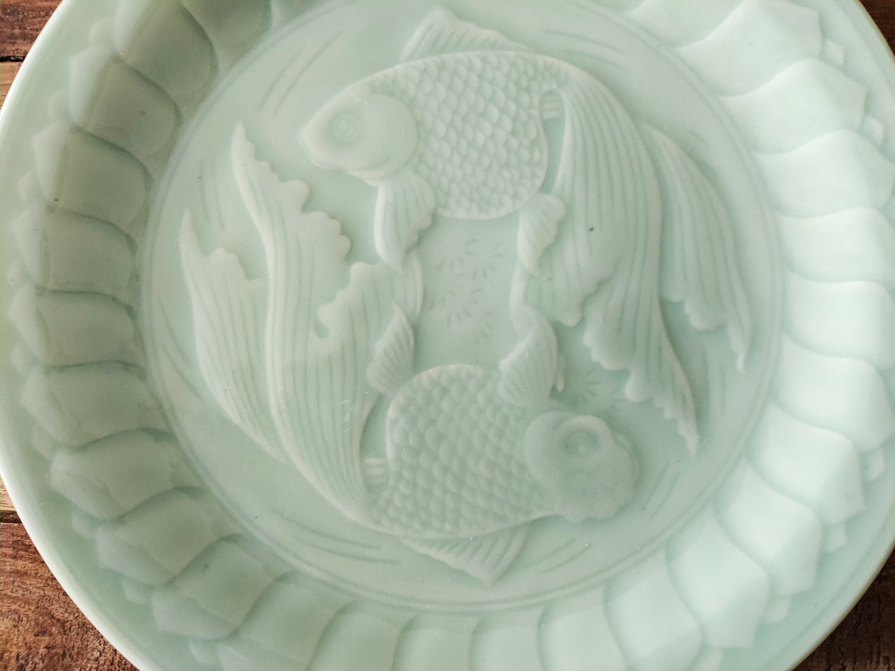Vintage Chinese Celadon Coy Fish Plate Chinese Pottery Celadon Plates ...