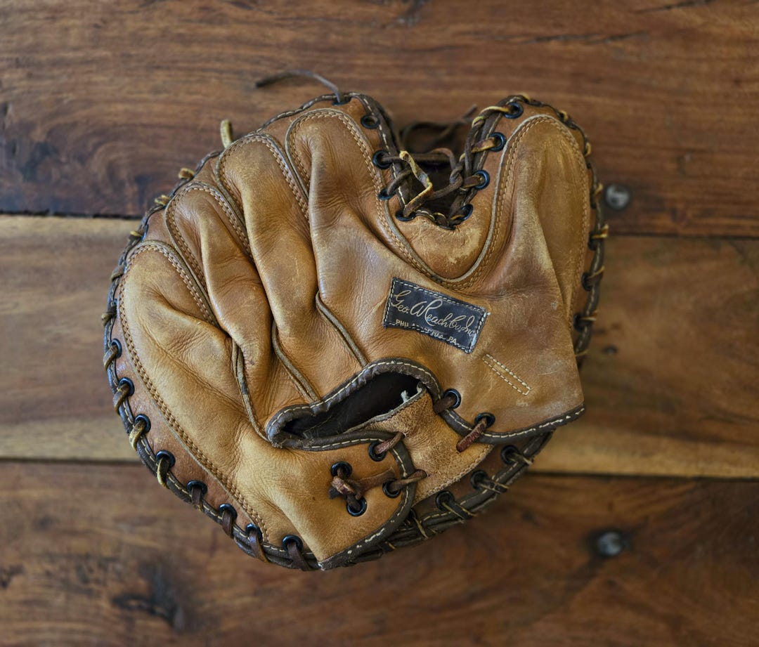 Vintage George Reach Baseball Glove Vintage Baseball Gloves Catchers ...