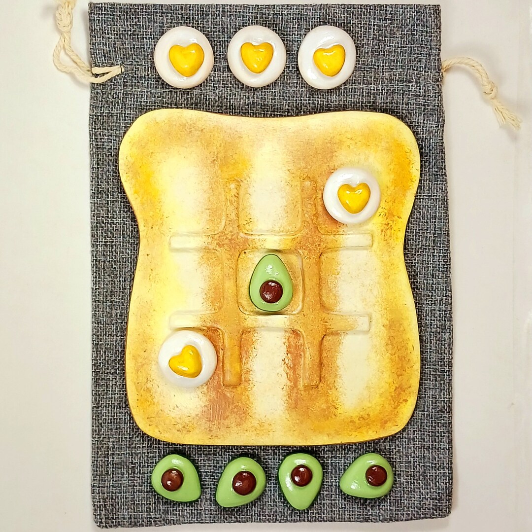 Toast Tic Tac Toe Game Set With Fried Egg and Avocado Half Game Pieces ...