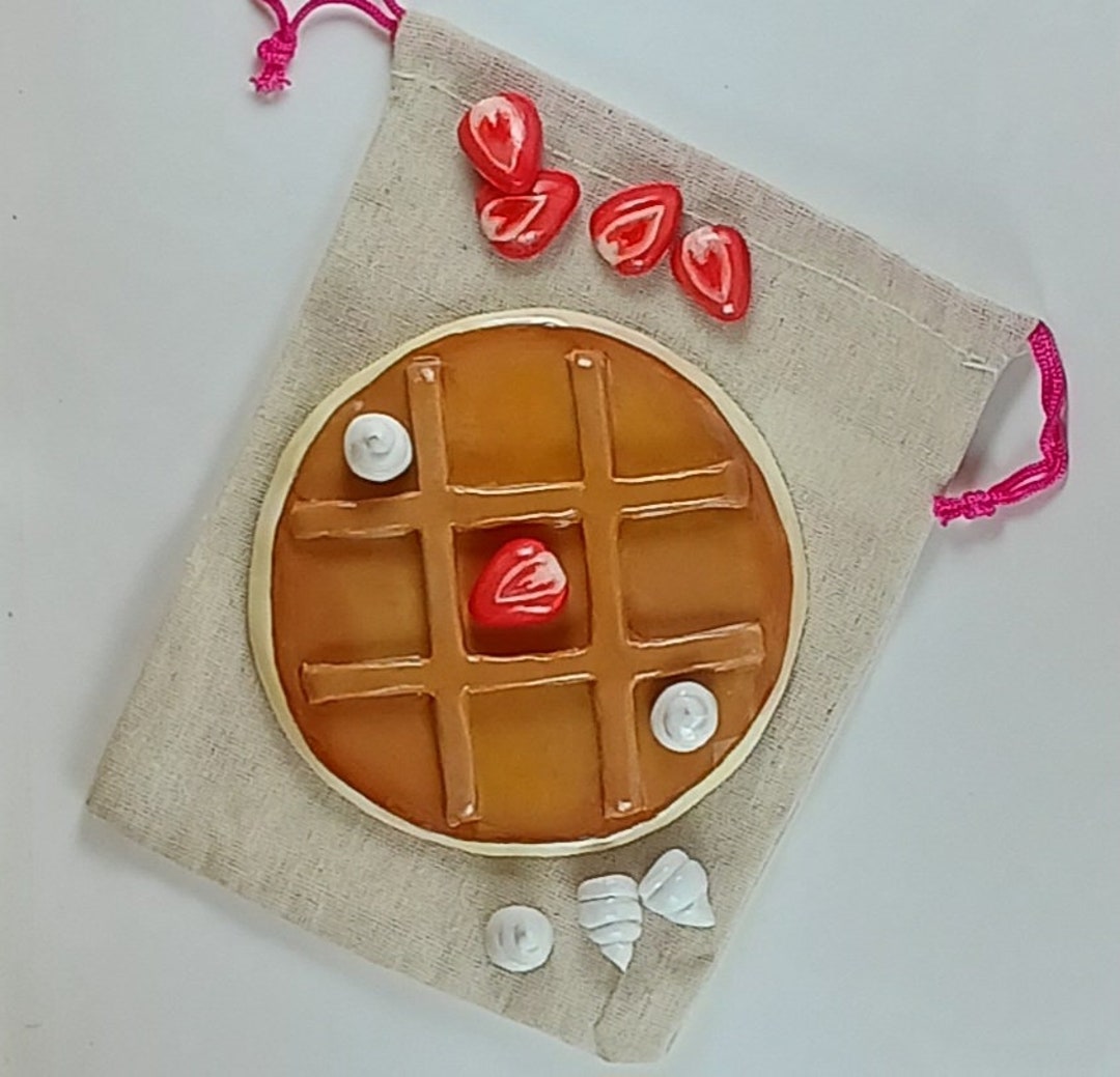 Pancake Tic Tac Toe Game Set With Whipped Cream and Strawberry Game ...