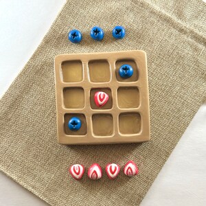 MINI Waffle Tic Tac Toe Game Set With Strawberries and Blueberries Food ...