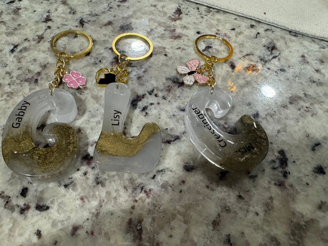 Letter Keychain (personalized) - Etsy