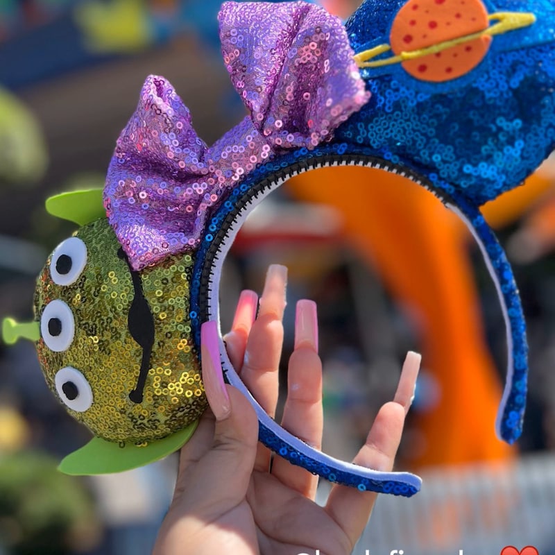 Alien Headband - Etsy