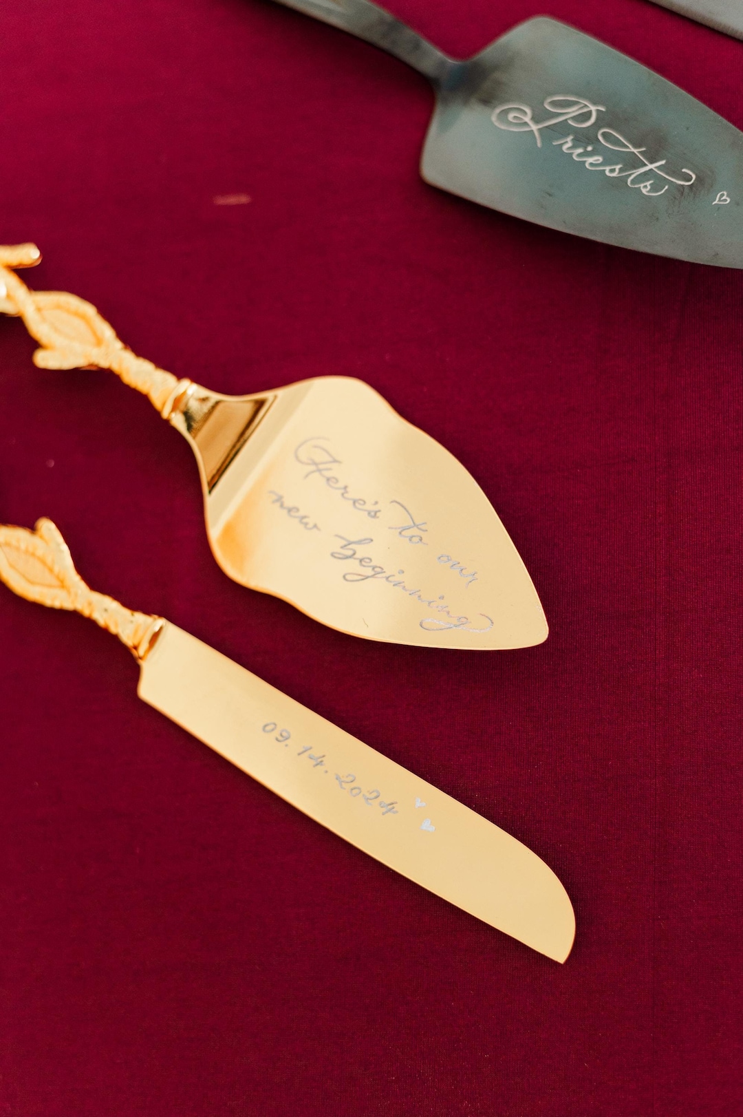 Custom Engraved Cake Server Set | Hand Engraved Cake Cutter Set ...