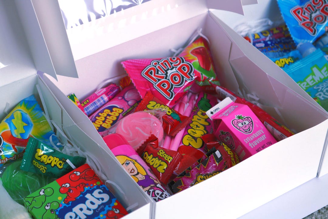 All Pink Candy Gift Box | Pink Lolly Assortment | Pretty in Pink Sweets ...