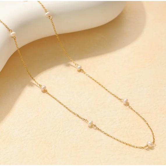 Good quality dainty jewelry store
