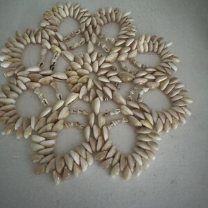 Vintage 1970s Cowrie Shell Trivet - Etsy