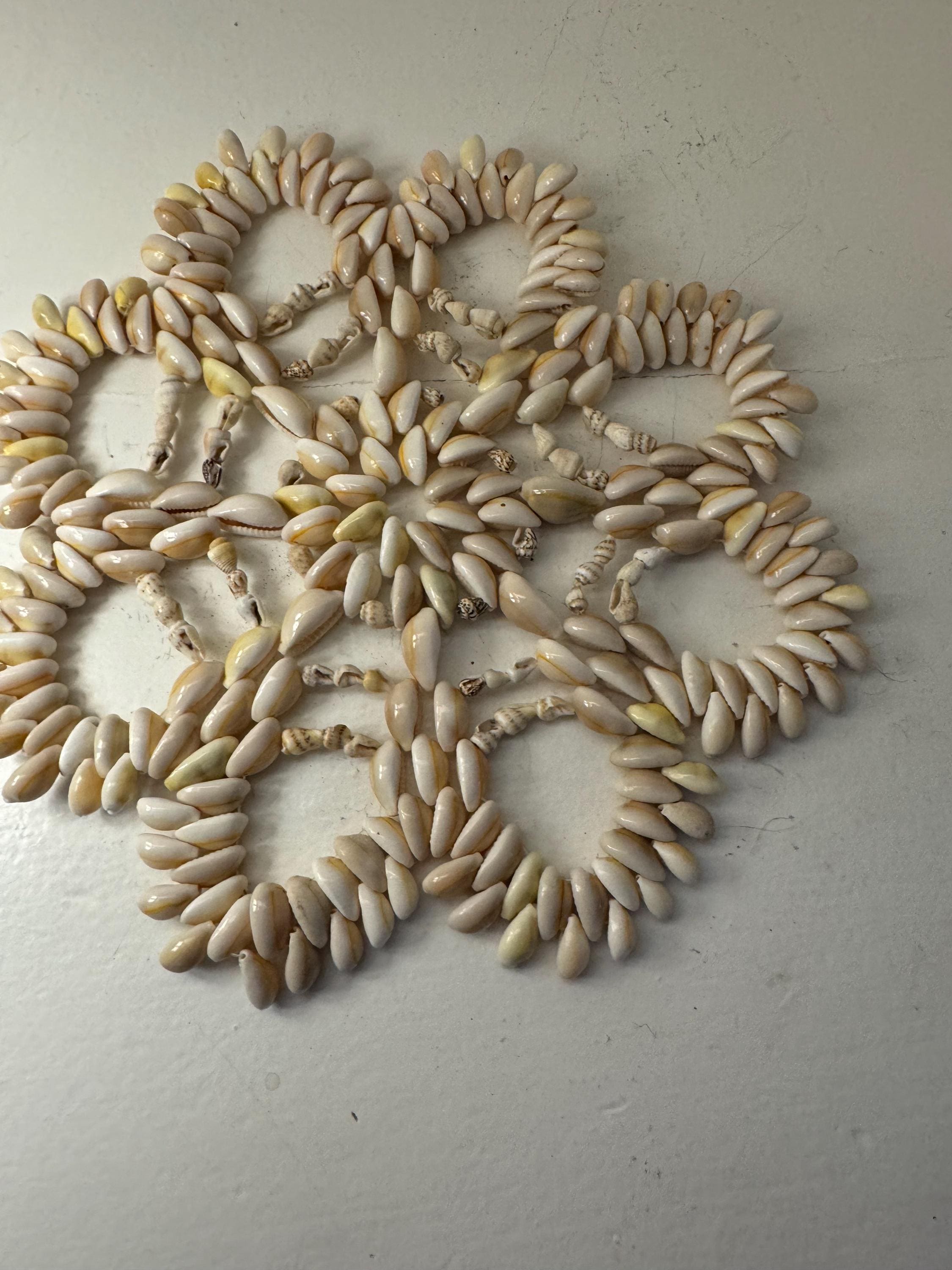 Vintage 1970’s Cowrie Shell Trivet - Etsy