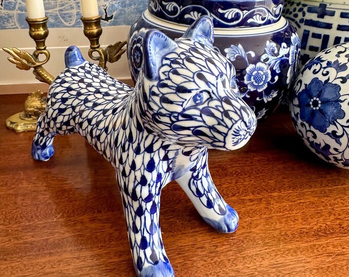 Vintage Blue and White Porcelain Dog Fishnet Pattern Andrea by Sadek ...