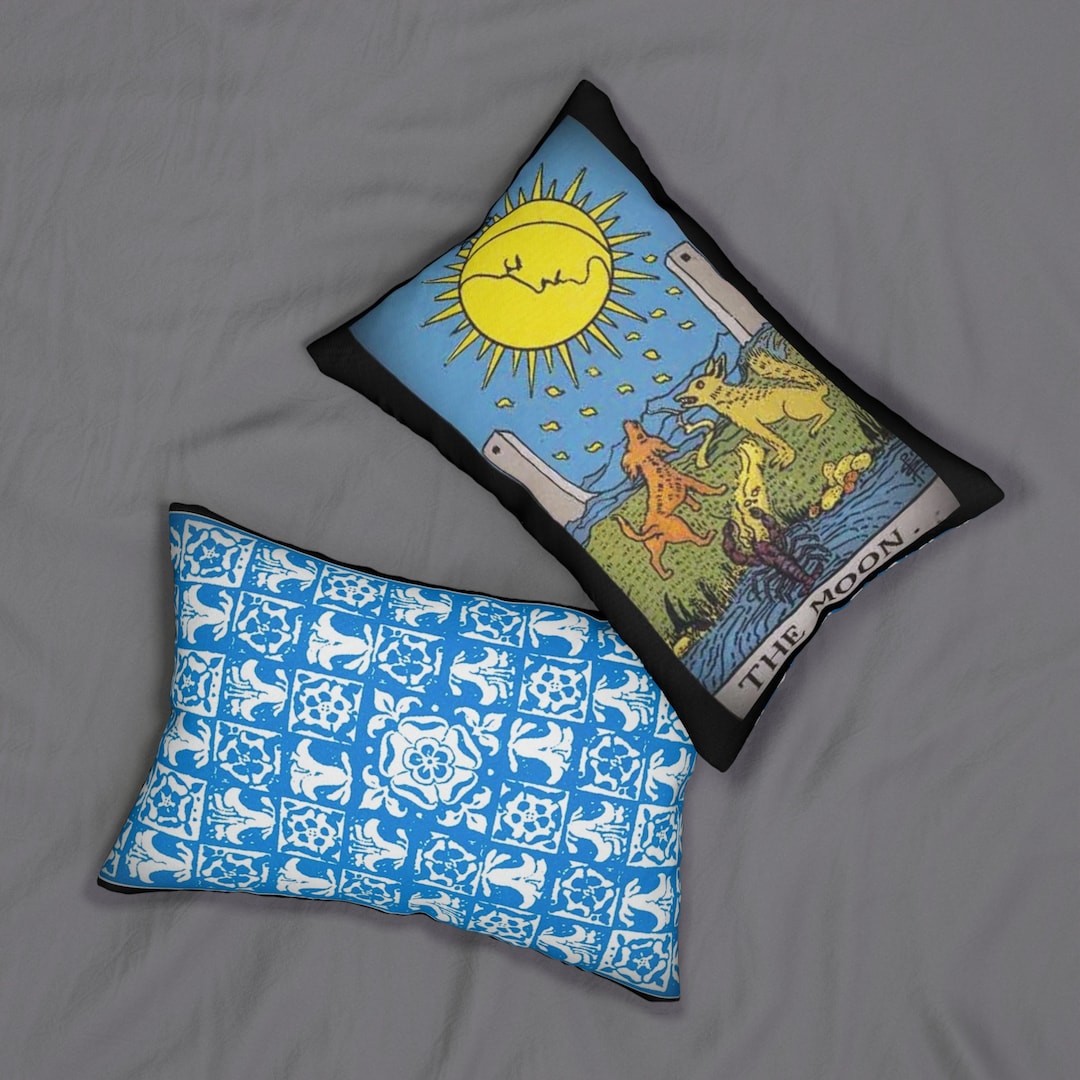 THE MOON Rider-waite Tarot Card High-definition Throw Pillow - Etsy