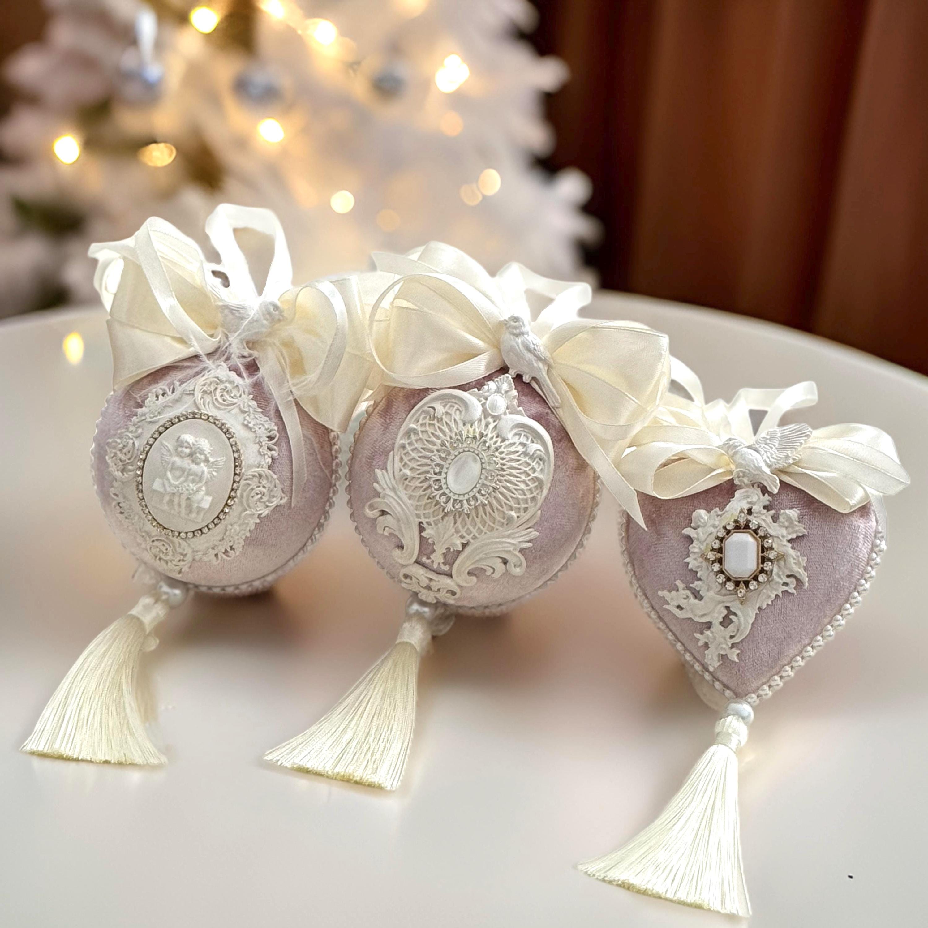 Luxurious Rhinestone Xmas Balls, Handcrafted Velvet Christmas Ornaments ...