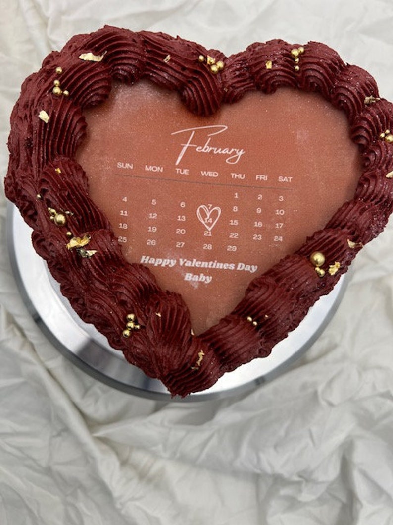 The Ultimate 2025 All-in-one Calendar Cake Template - Heart, Circle ...