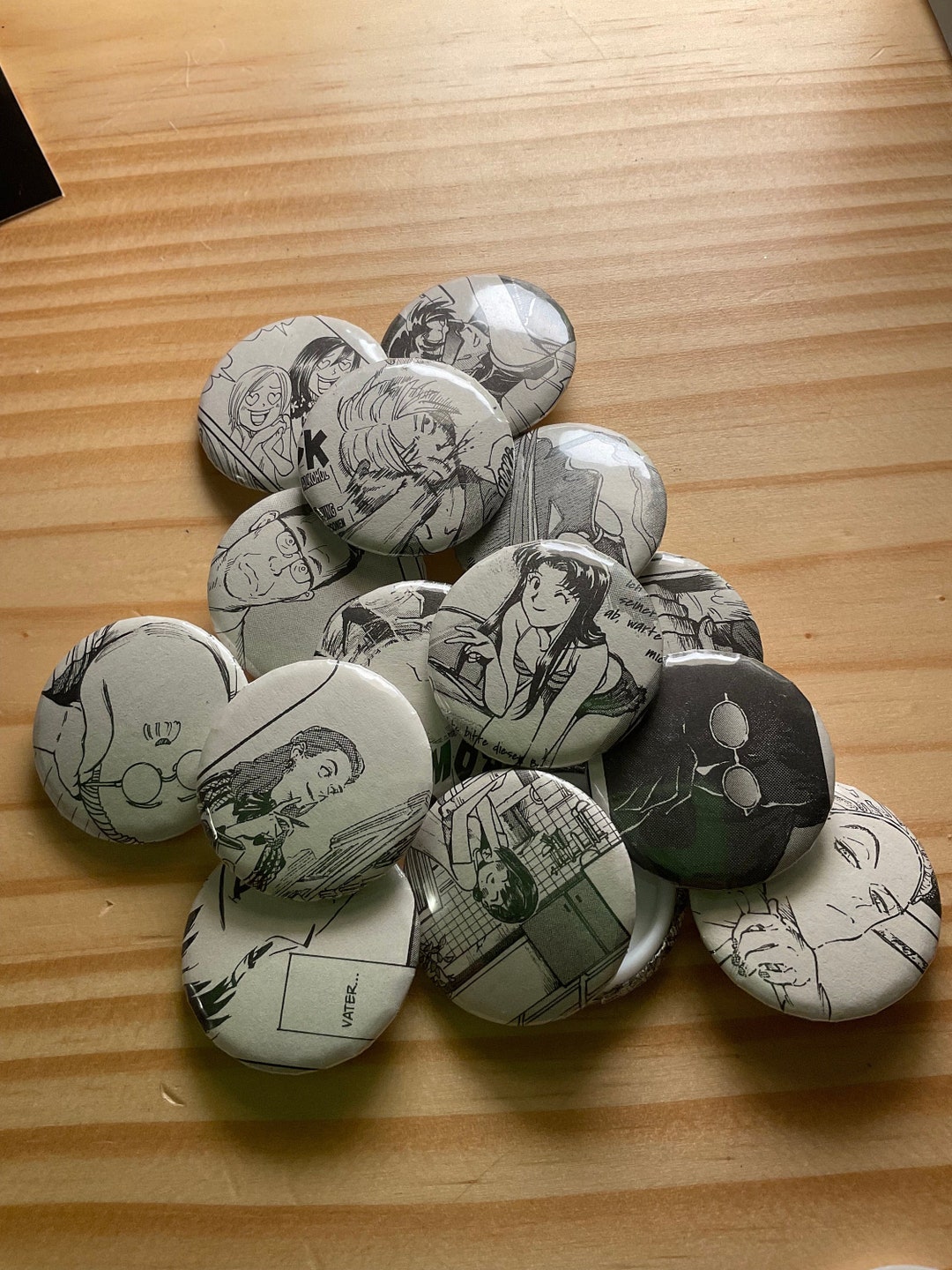 Manga Upcycling Buttons (PACK OF 5) - Etsy