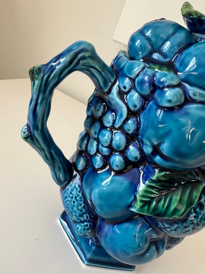 Vintage 8" Tall Inarco Indigo Japan Grapes Berries Fruit Ceramic Teapot ...