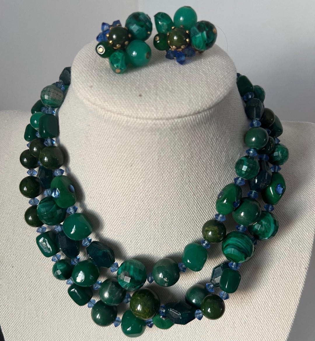 Vintage Stunning Hattie Carnegie Women’s Triple Strand Necklace and ...