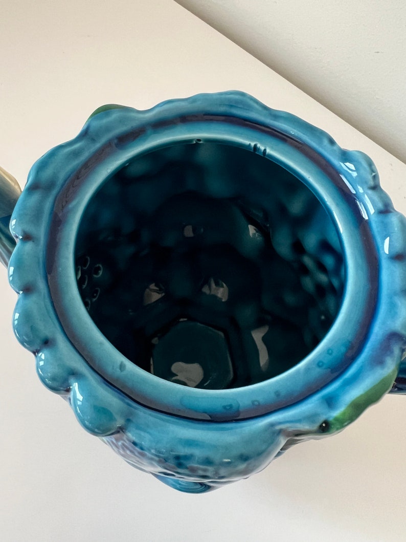 Vintage 8" Tall Inarco Indigo Japan Grapes Berries Fruit Ceramic Teapot ...